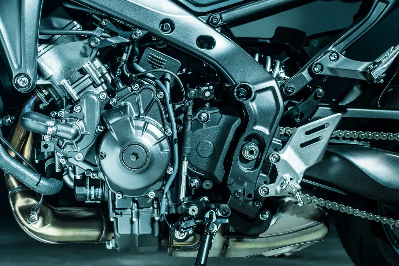Nueva Yamaha R9 2025 - Decimos Adiós a la R1 ?